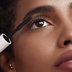 Honest Beauty Extreme Length Mascara + Lash Primer | 2-in-1 Boosts Lash Length, Volume & Definition | Silicone Free, Paraben Free, Dermatologist & Ophthalmologist Tested | 0.2 Fl Oz, Black