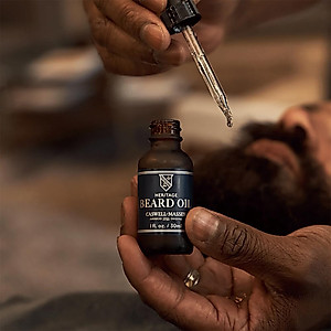 Caswell-Massey Heritage Face and Beard Oil for Men, Relieves Skin Sensitivity and Restores Moisture, Natural Beard Oil with Refreshing Scent, 1 Fl Oz