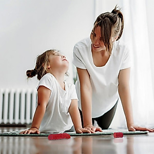 NUOBESTY 100Pcs Bingo Counting Chips Plastic Counting Counters Chips Math Learning Chip Markers for Math Game Party Props(Red)