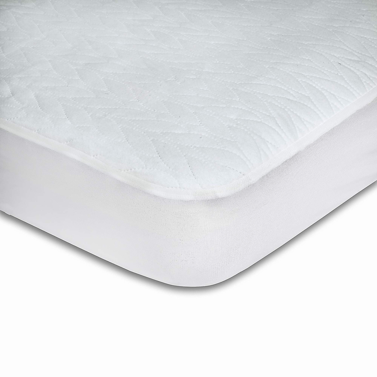 BreathableBaby Waterproof Crib Mattress Pad — Fits Full-Size Crib & Toddler Mattresses Measuring 52″ x 28″ (132.1 x 71.1 cm)