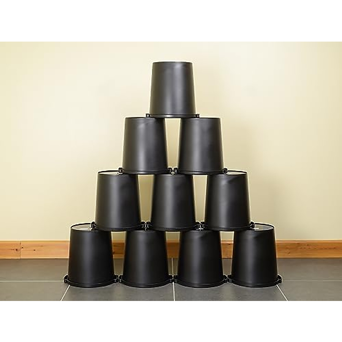 Tarifold Jalema® Re-Solution™ Commercial Wastepaper Trash Can for Office or Home, 4.75 Gallon/19 Quart Capacity, Black, 100% Recycled Plastic, 10/bx.