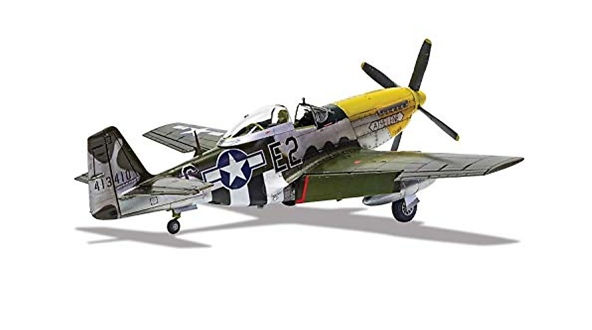 Airfix P51-D Mustang Model Kit - Intricate 1:48 Scale