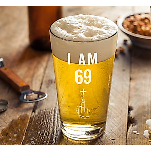 69 + One Middle Finger 70th Birthday Gifts for Men Women Beer Glass – Funny 70 Year Old Presents - 16 oz Pint Glasses Party Decorations Supplies - Craft Beers Gift Ideas for Dad Mom Husband Wife 70 th