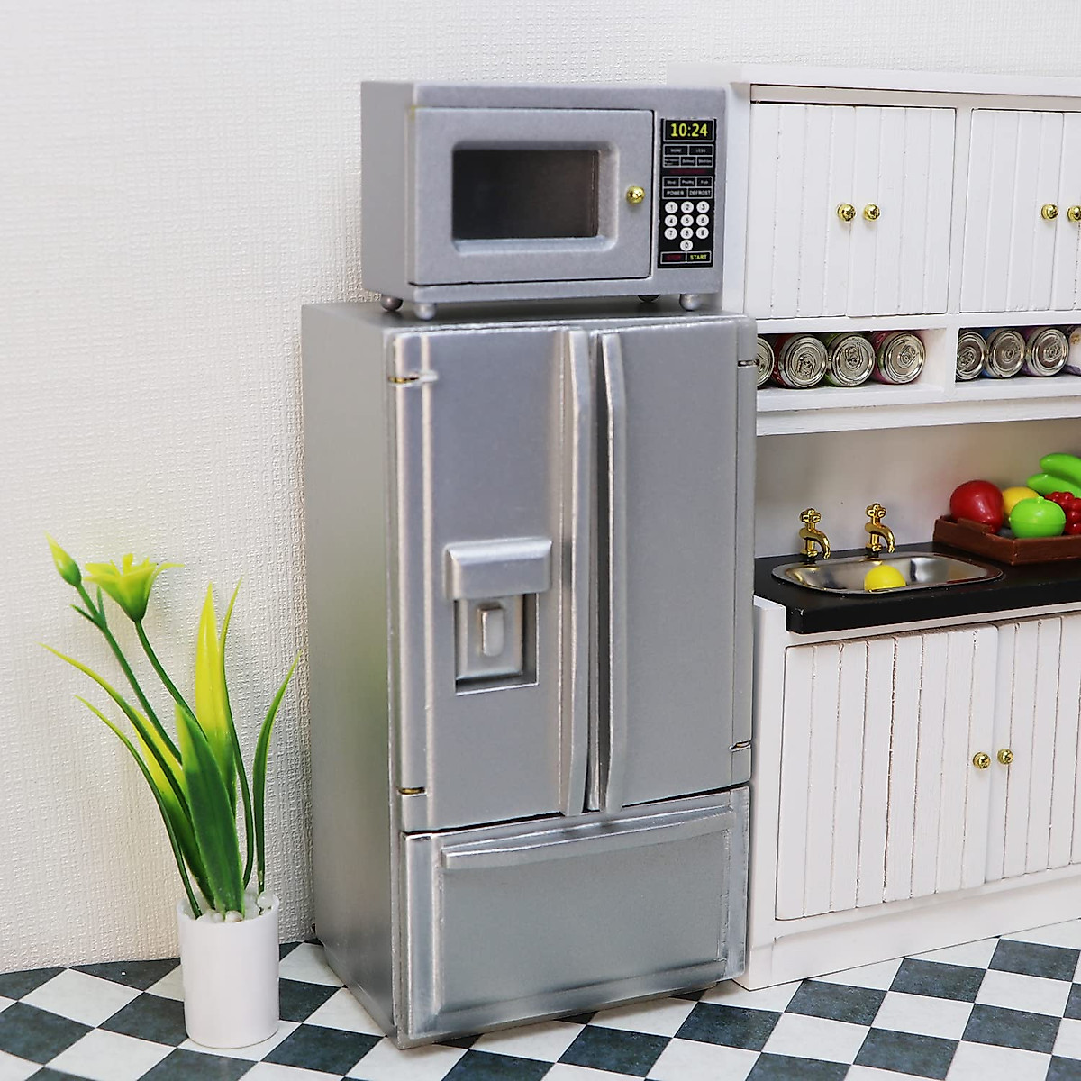 Miniature Dollhouse Fridge 1:12 Furniture Decoration Accessories Mini Refrigerator Kitchen Living Room Scene Model Ornaments (Silver)