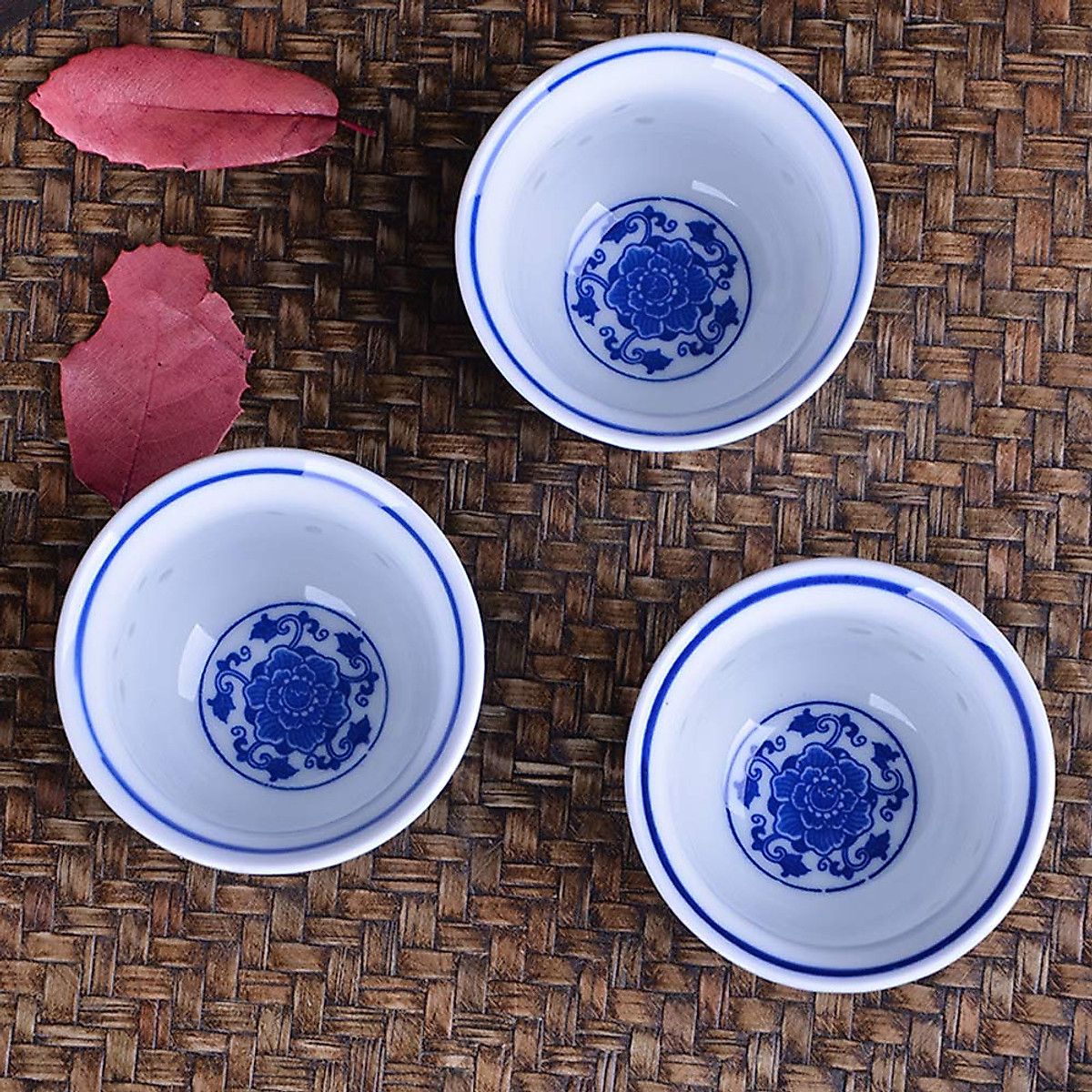 Chinese Handmade Kungfu Tea Cup 80 ml,Bone China Blue and White Tea Cups Set of 3,Ceramic Tea Mugs Without Handles,Best Gift