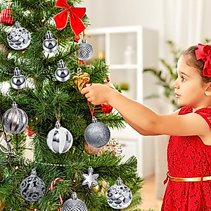 42 Pcs Christmas Tree Balls Ornaments Hanging Christmas Balls Glitter Plastic Xmas Tree Baubles 2.36'' and 1.18'' Christmas Tree Pendant Ball for Holiday Party Decoration (Silver, Stripe)