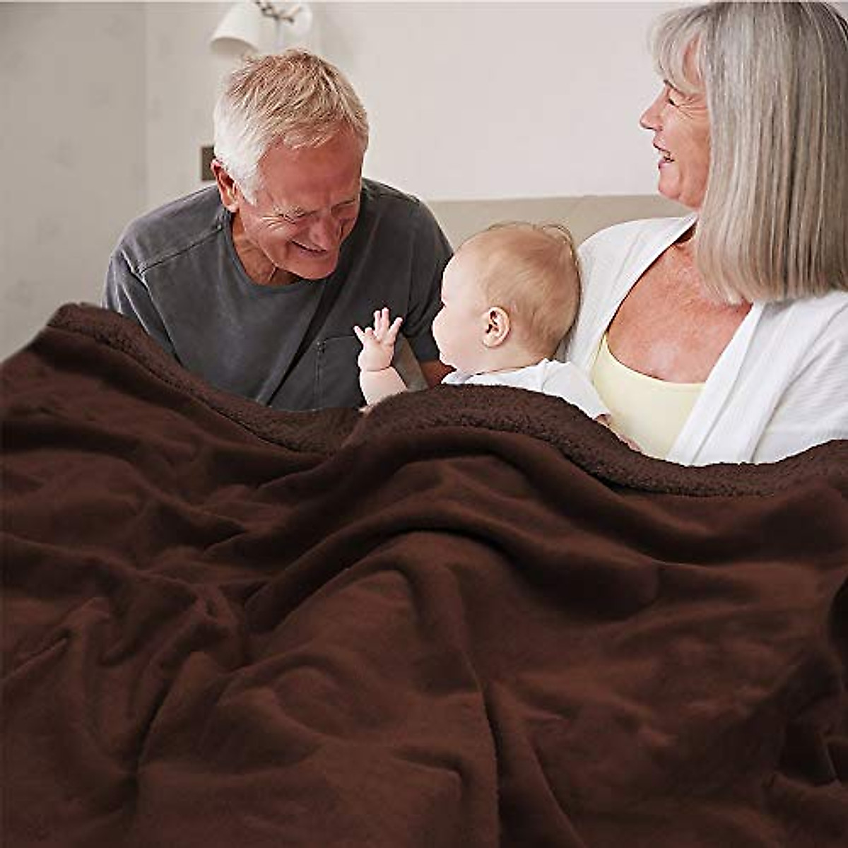 Pavilia Waterproof Couch & Dog Blanket | Plush Soft Warm Fuzzy Sherpa, Brown, 90x90