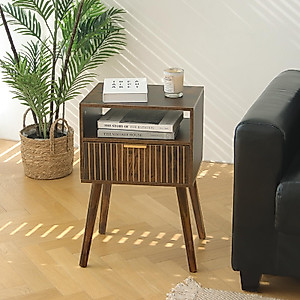 MaxSmeo Small Nightstand with Drawer, Mid Century Modern Bedside Table for Bedroom and Small Spaces, Solid Wood Legs, Easy Assembly, Rustic Brown