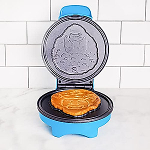 Uncanny Brands Bob Ross Waffle Maker - Bob's Iconic Face on Your Waffles - Waffle Iron