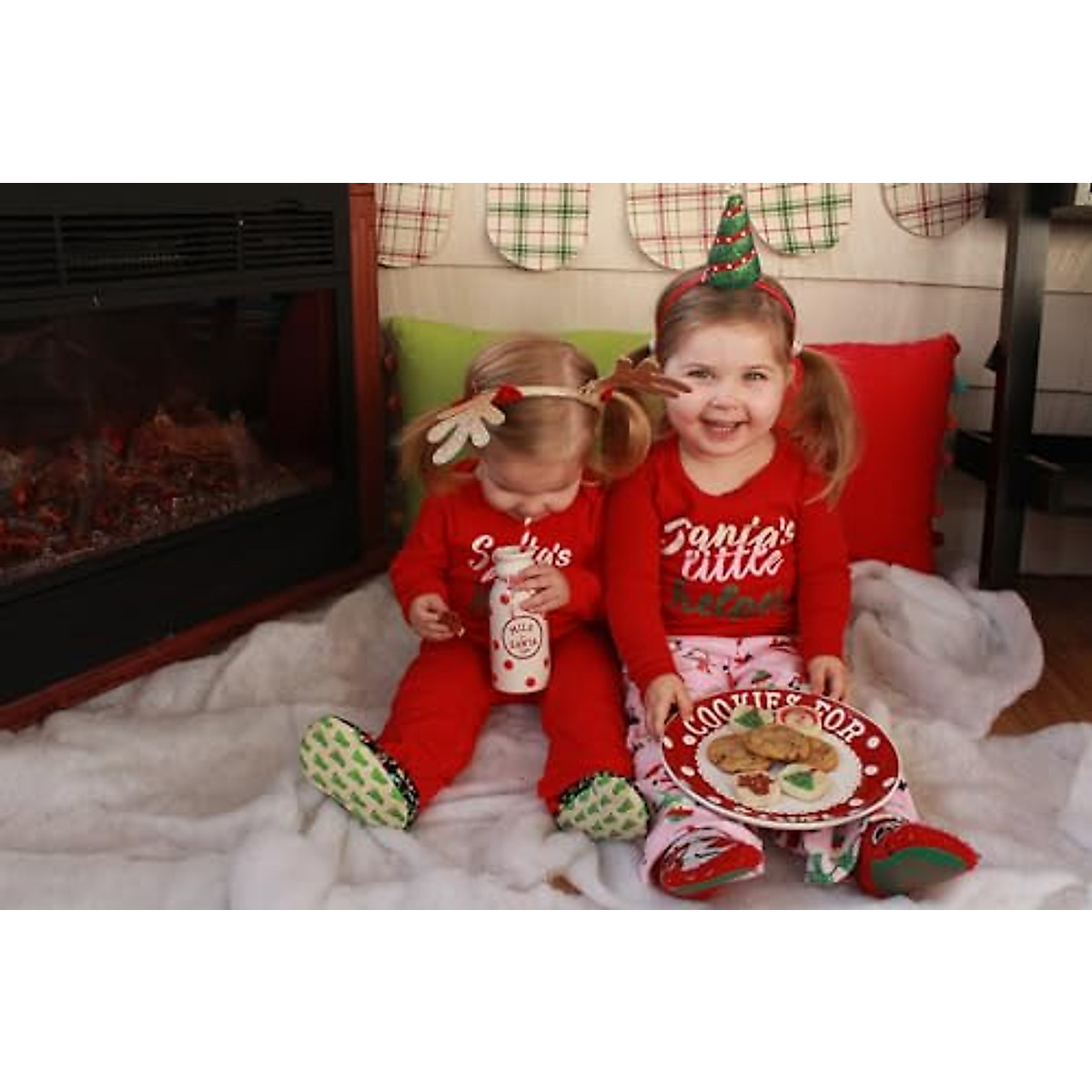 Pearhead Christmas Cookies for Santa Plate, Milk Jug and Dear Santa Notepad Set, Holiday Home Decorations, Christmas Eve Family Traditions, Christmas Gift Ideas For Kids, 3 Piece Set