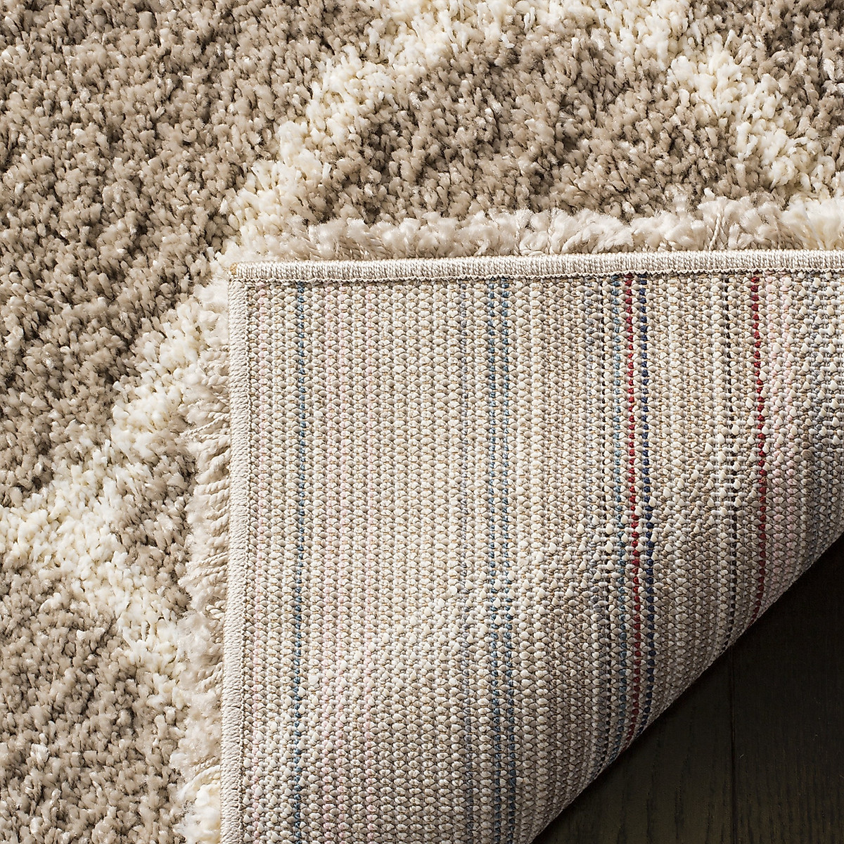 SAFAVIEH Hudson Shag Collection Area Rug - 8' x 10', Beige & Ivory, Moroccan Ogee Trellis Design, Non-Shedding & Easy Care, 2-inch Thick Ideal for High Traffic Areas in Living Room, Bedroom (SGH280S)