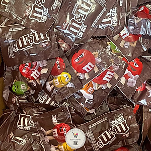 M&M's Fun Size Candy Coated Milk Chocolate Candy Bulk Pack (5 lbs) in Resealabe Bag