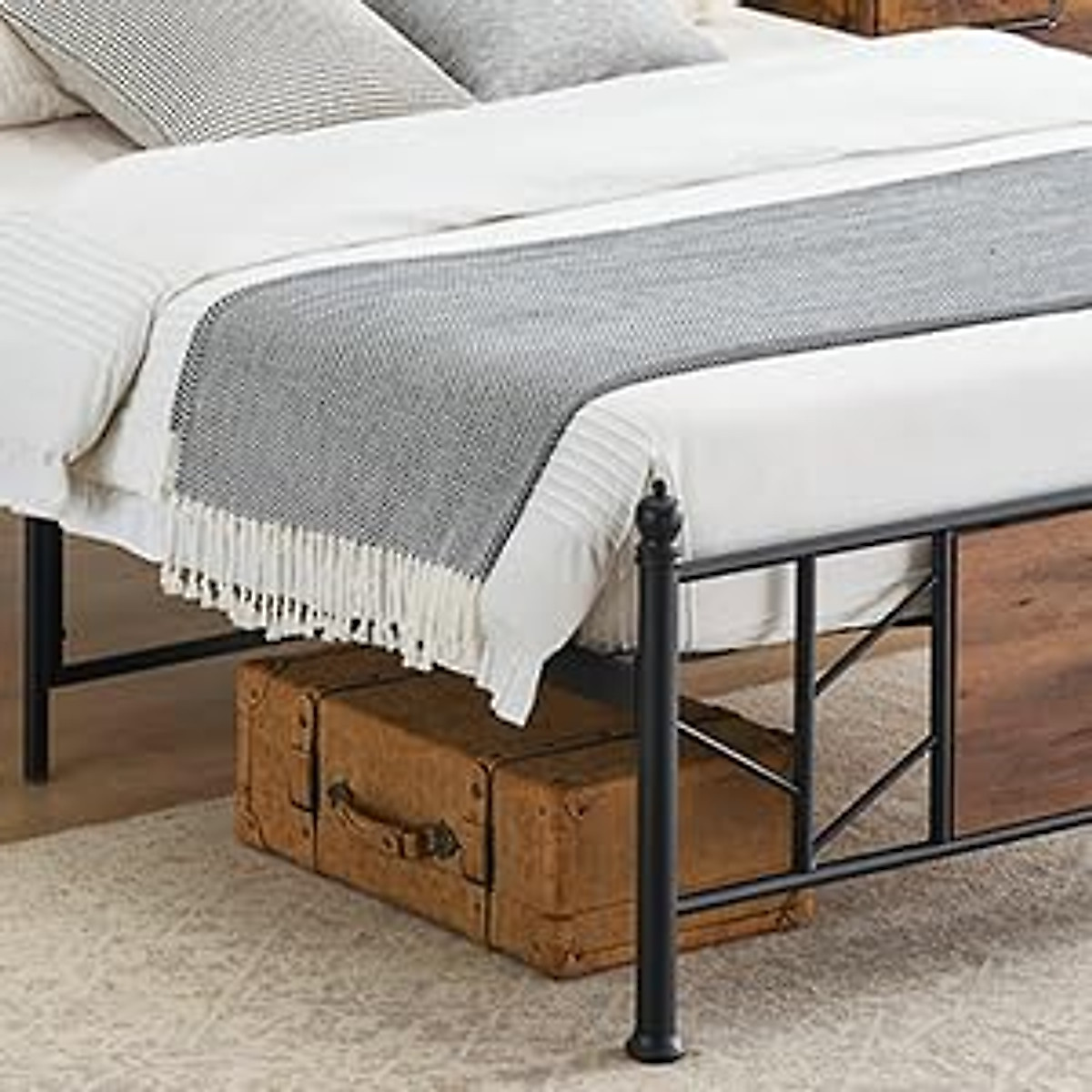 GAOMON 12.6 Inch Queen Size Bed Frame, Metal Platform Bed Frame with Wooden Headboard and Footboard, Mattress Foundation, No Box Spring Needed, No Box Spring Needed, Noise Free (Queen)