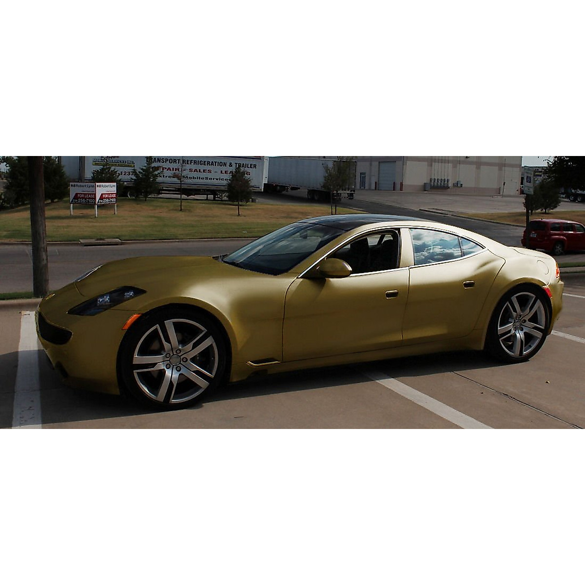 VViViD Matte Metallic Pearl Gold 2ft x 5ft Car Wrap Vinyl Roll with Air Release 3MIL-VViViD8