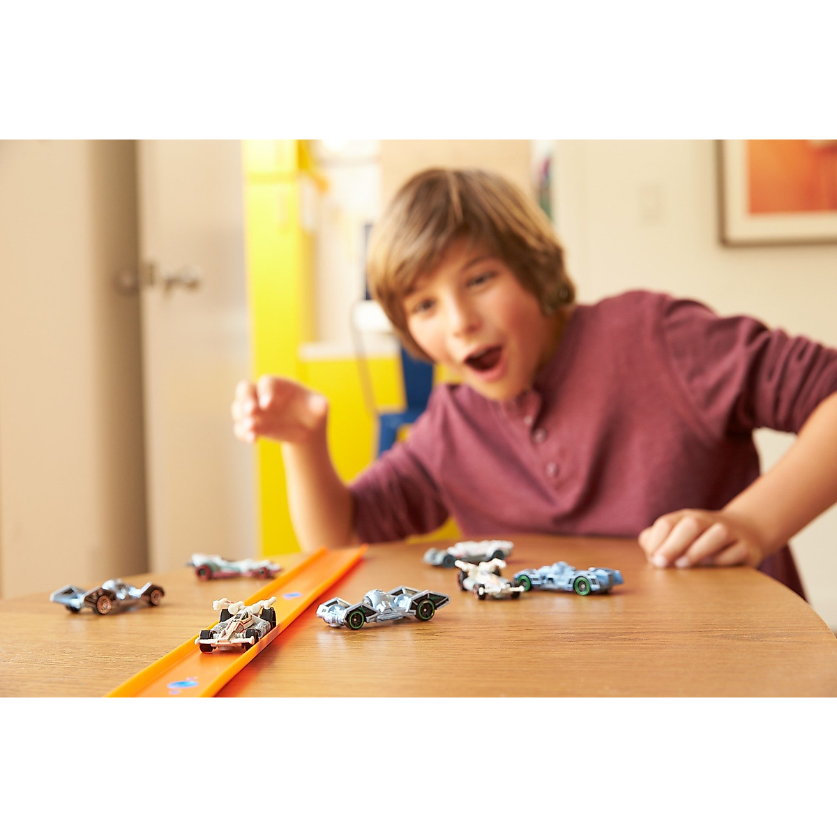 Hot Wheels Star Wars Classic TIE Fighter Carship Vehicle