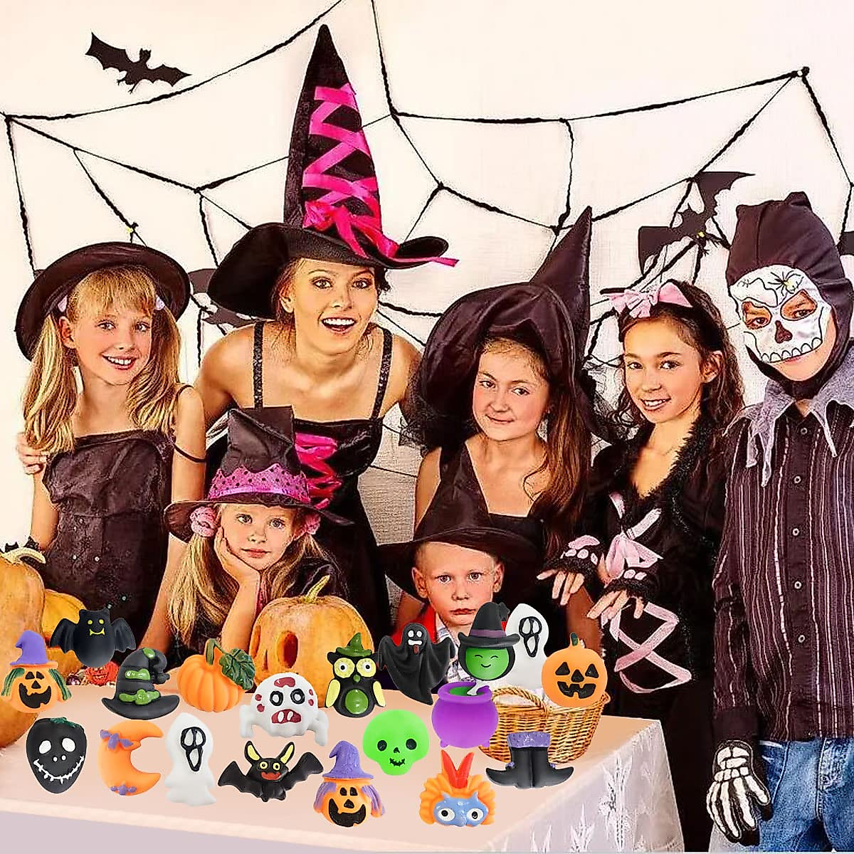 100Pcs Halloween Kawaii Squishies,Mini Mochi Squishy Squeeze Toys Stress Reliever Anxiety Packs for Kids Halloween Party Favors (Halloween)