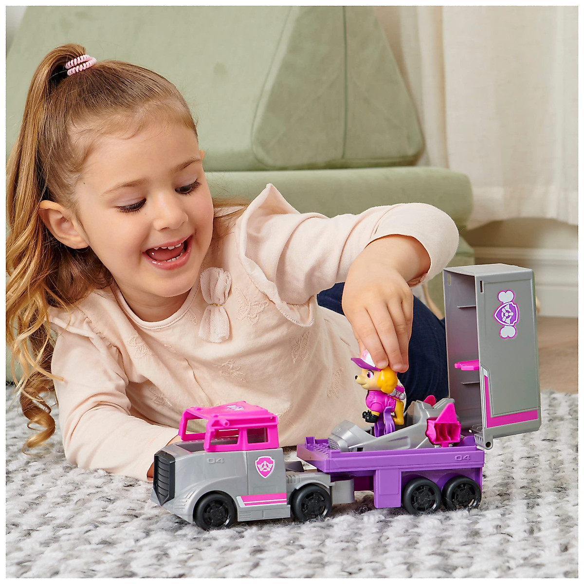 PAW Patrol, Big Truck Pup’s Skye Transforming Toy Trucks with Collectible Action Figure, Kids Toys for Ages 3 and up