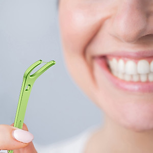 Plackers Back Teeth Micro Mint Dental Flossers, Delicious Mint Flavor, Provides Easy Access for Back Teeth, Built-in Protected Pick, Easy Storage, 75 Count (Pack of 1)