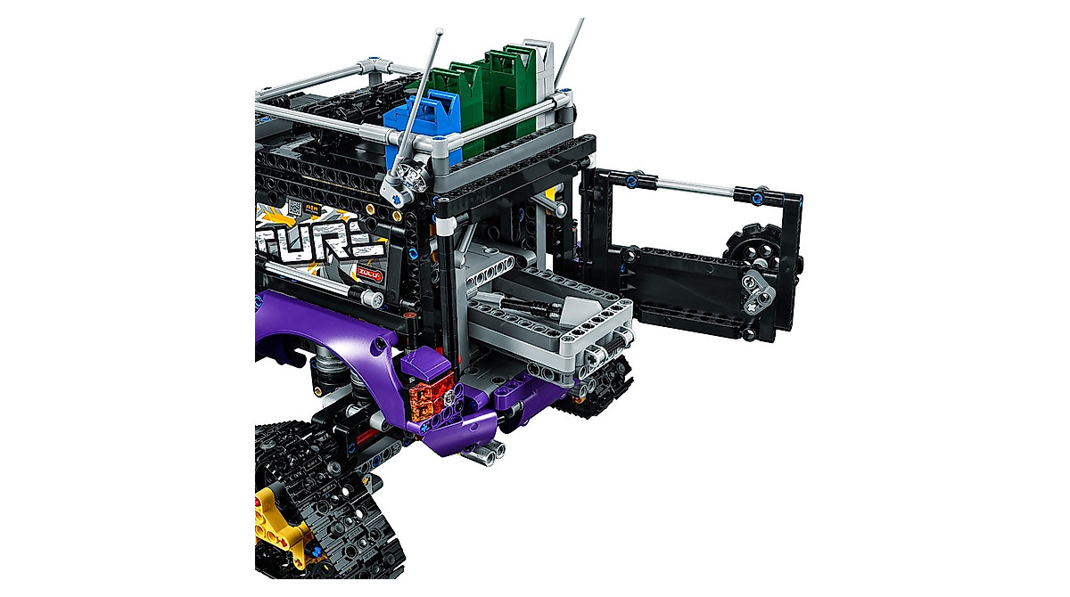 LEGO Technic Extreme Adventure 42069 Building Kit