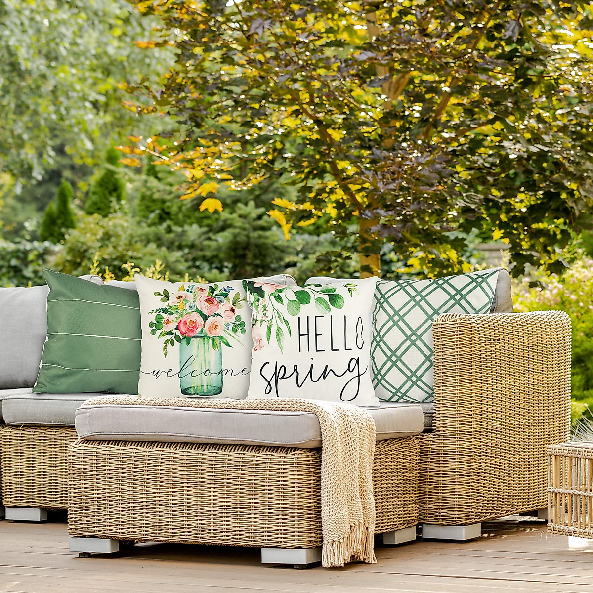 YGEOMER 18x18 Spring Pillow Covers, Set of 4 Pillow Covers, Spring Summer Farmhouse Outdoor Pillow Covers Green Garden Linen Cushion Case for Home Decor