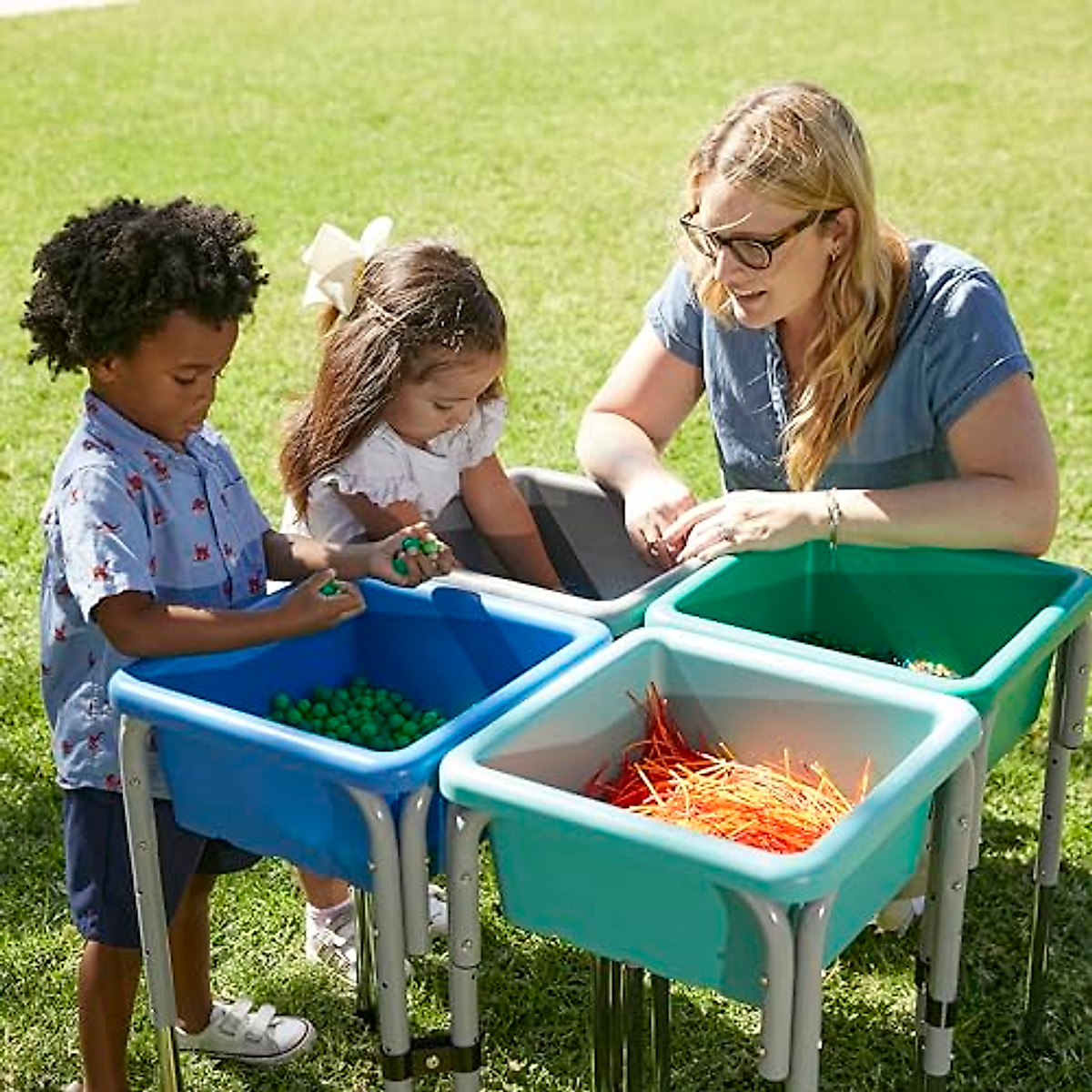 ECR4Kids 4-Station Sand and Water Adjustable Play Table, Sensory Bins, Contemporary
