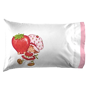 Jay Franco Strawberry Shortcake Full Size Sheet Set - Super Soft Kids 4 Piece Bedding Set - Microfiber Sheets Includes Reversible Pillow Covers