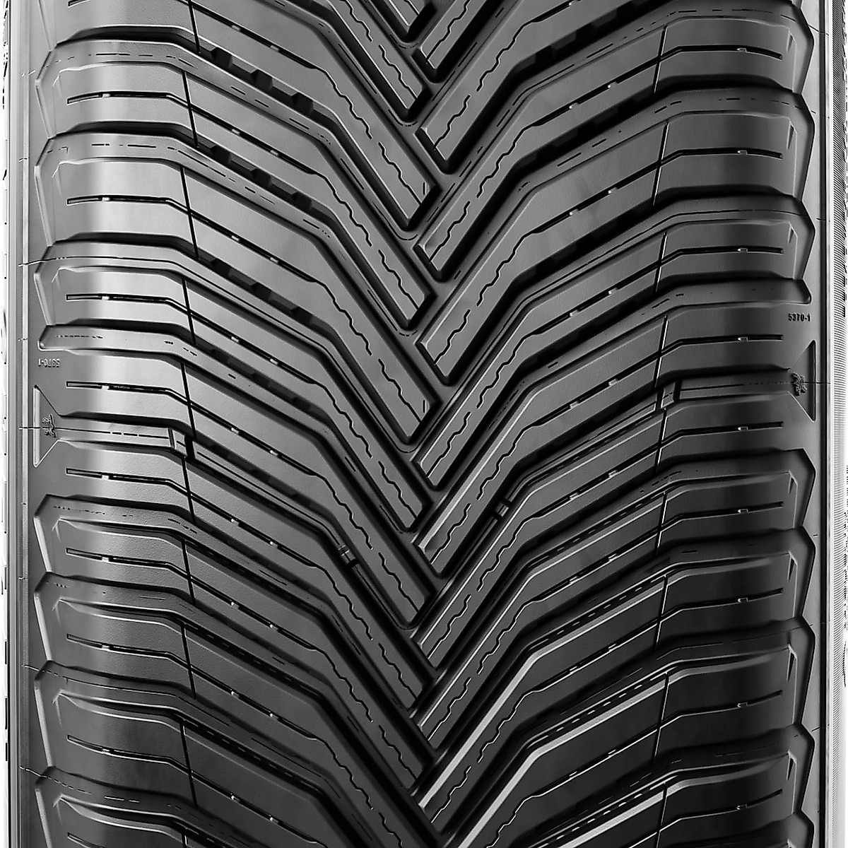 MICHELIN CrossClimate2 All-Season Car Tire for SUVs and Crossovers - 215/60R16 95V
