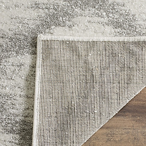 SAFAVIEH Adirondack Collection Accent Rug - 4' x 6', Ivory & Silver, Modern Trellis Design, Non-Shedding & Easy Care, Ideal for High Traffic Areas in Entryway, Living Room, Bedroom (ADR122B)