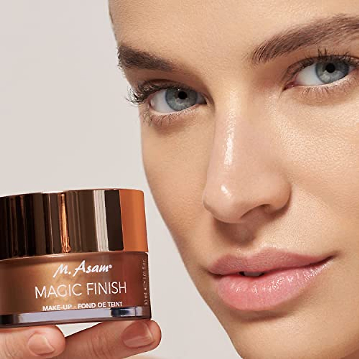 M. Asam Magic Finish Make-up Mousse – 4in1 Primer, Foundation, Concealer & Powder with buildable coverage, adapts to light & medium skin tones, leaves skin looking flawless, 1.01 Fl Oz