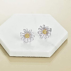 Sterling Silver Daisy Flower Stud Earrings Gifts for Women Girls