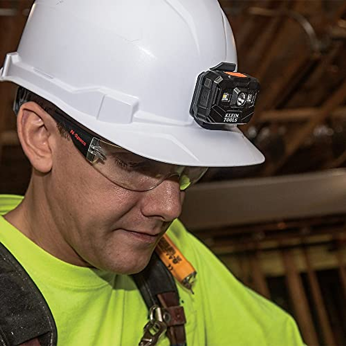 Klein Tools 56048 Rechargeable Auto-Off LED Headlamp, Adjustable Fabric Strap, 400 lms, All-Day Runtime, for Work, Running, Outdoor Hiking