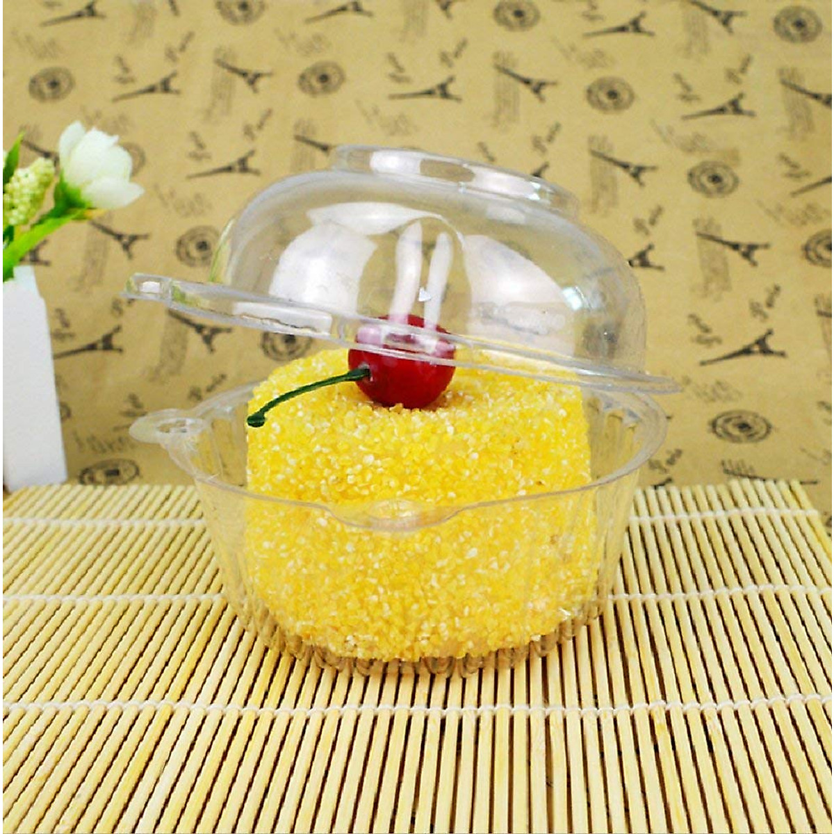 BlueSnail 50 pieces Plastic Single Individual Cupcake Muffin Dome Holders Cases Boxes Cups Pods