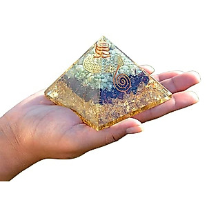 Orgonite Crystal Triple Money Pyramid Energy Generator Promotes Wealth and Prosperity with Green Aventurine, Red Garnet and Citrine – Attract Money and Success with Lucky Orgone Crystals