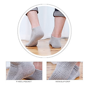 DOOVID Non Slip Socks Unisex Sports Socks with Grips Yoga Socks Low Cut Pilates Socks Cotton Sleep Socks 4 Pairs Black & Light Grey