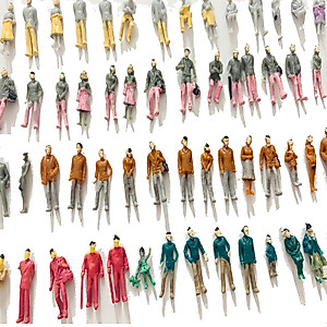 1:100 HO Scale Models People Set, Xafissy 100PCS Tiny People Model People DIY Resin Colorful Painted Mixed Seated and Standing People Figures Models for Miniature Scenes