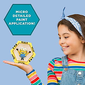 PODS Minions Collection The Rise of Gru - Bob | Character Light-Up Bobble-Head Figure | Official Minion Collectable Toys & Gifts | Number 122 in Series