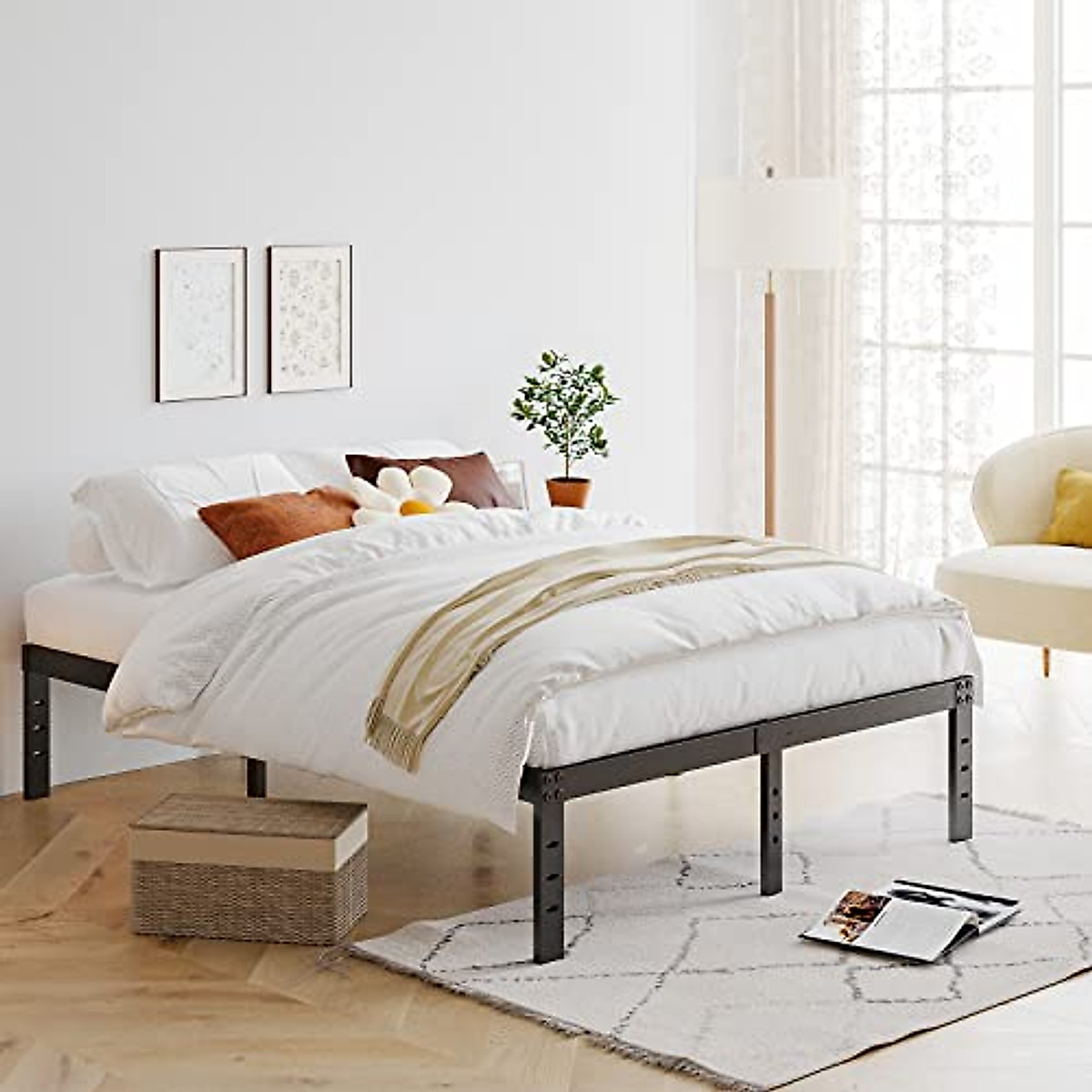 COMASACH Bed Frame King and 6 Pcs Non Slip Mattress Gaskets, No Box Spring Needed, 14 Inch Black Metal Platform Bed Frames, 4000Lb Heavy Duty Steel Slat Support, Noise Free Mattress Foundation