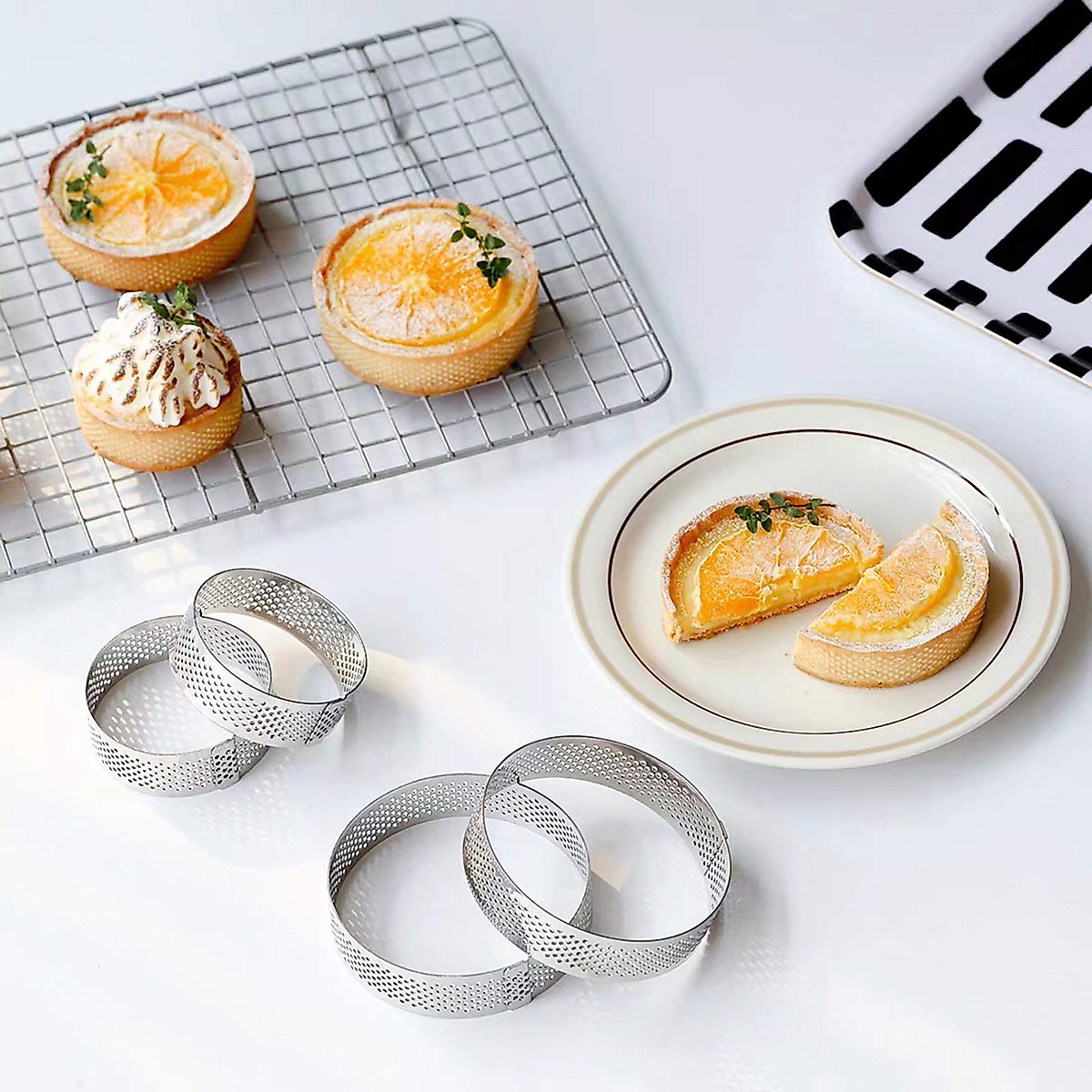 6pcs 8cm Circular Steel Porous Tart Ring Bottom Tower Pie Cake Baking Tools Heat-Resistant Perforated Cake Mousse Ring