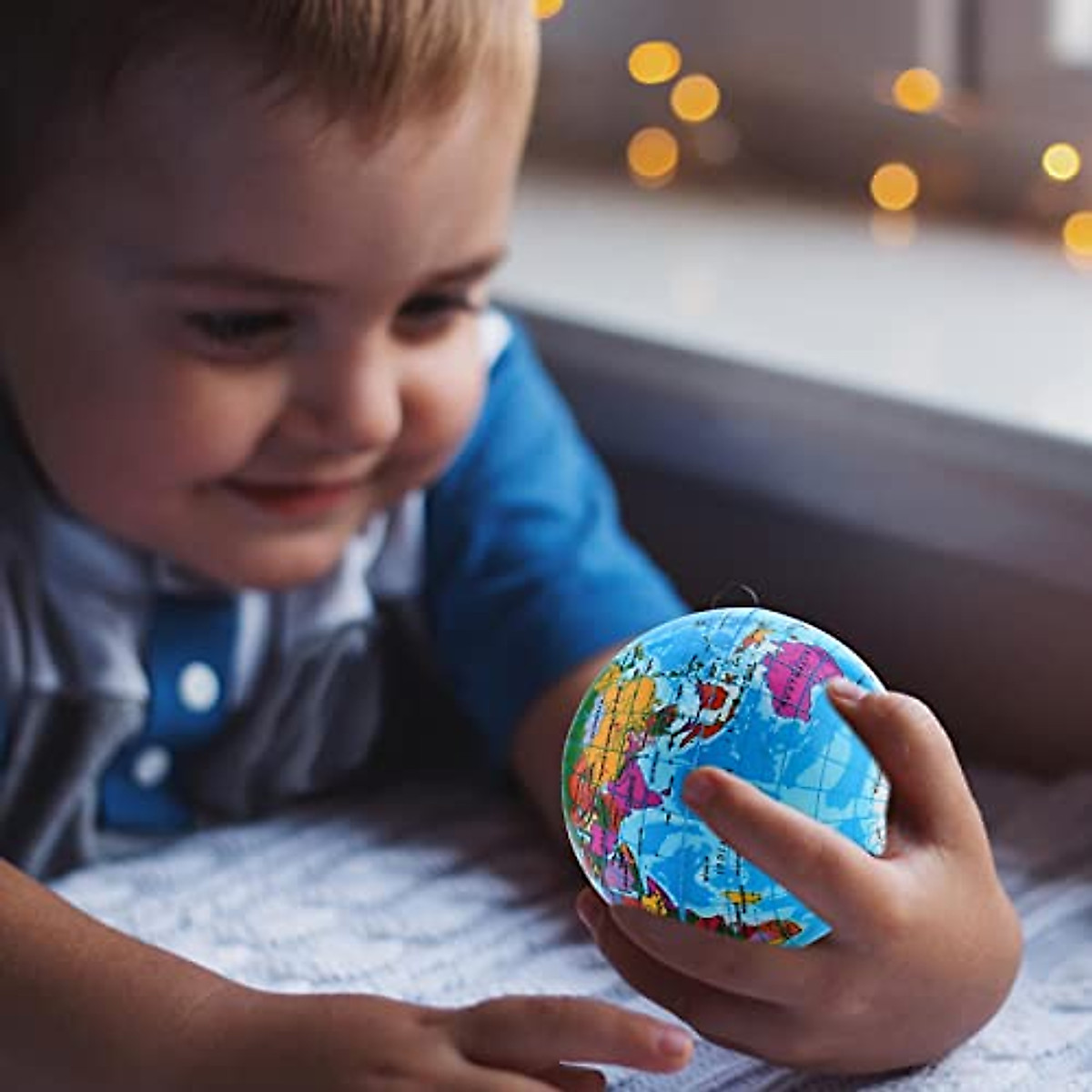 WYNOTT World Map Stress Balls | Squeezable Earth Day Globe Stress Ball,Pressure Relieving Health Balls Globe Pattern Balls for Kids, School, Classroom, and Party Favors