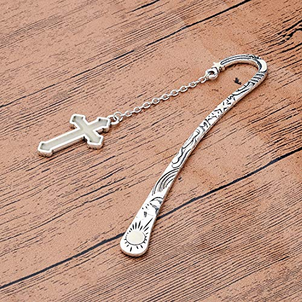 Gzrlyf Cross Bookmark Glow in The Dark Bookmark Luminous Book Markers Book Lover Gifts Christian Gifts (Luminous Bookmark)