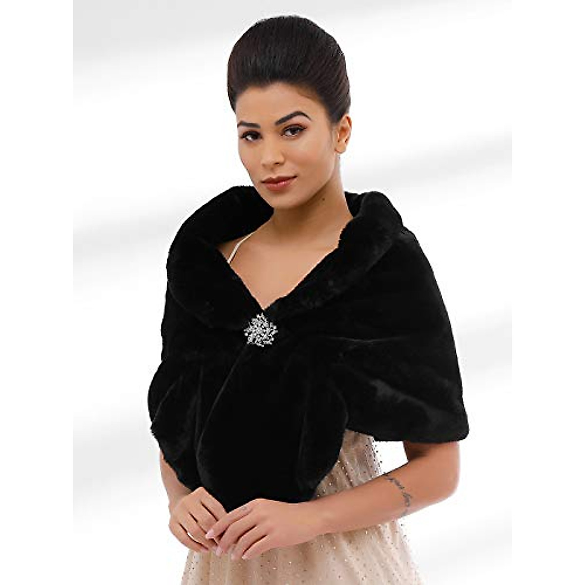 Unicra Wedding Fur Wraps and Shawls Faux Fox Fur Stoles Winter Cover Up with Rhinestones Brooch for Women and Girls (US 4-14(S-M), Black)