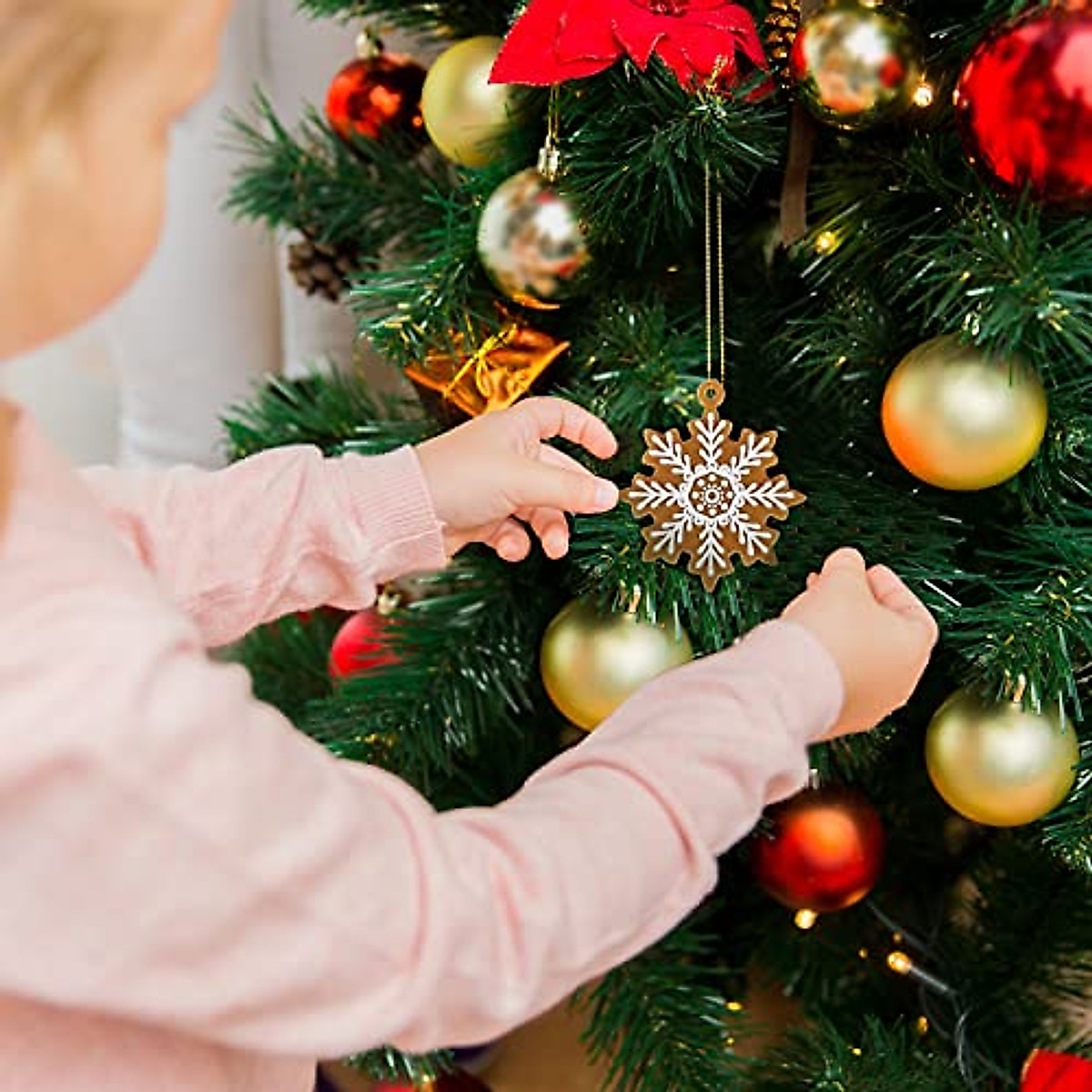 20 Pcs Christmas Gingerbread Snowflake Ornaments Mini Tree Hanging Decorations Silicone Christmas Ornaments Xmas Gingerbread Ornaments with Ropes for Christmas Tree Winter Crafts(20 Pcs, Snowflake)