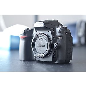 Nikon D80 DSLR Camera (Body only) (OLD MODEL)