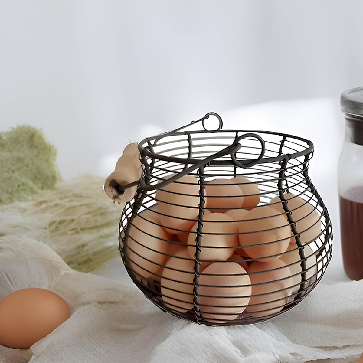 Metal Wire Egg Baskets for Collect Fresh Egg Baskets Countertop Holder, LINCOUNTRY Rustic Round Small Chicken Basket Gathering Fresh Egg With Handle,Country Primitive Farmhouse Vintage Storage Kid