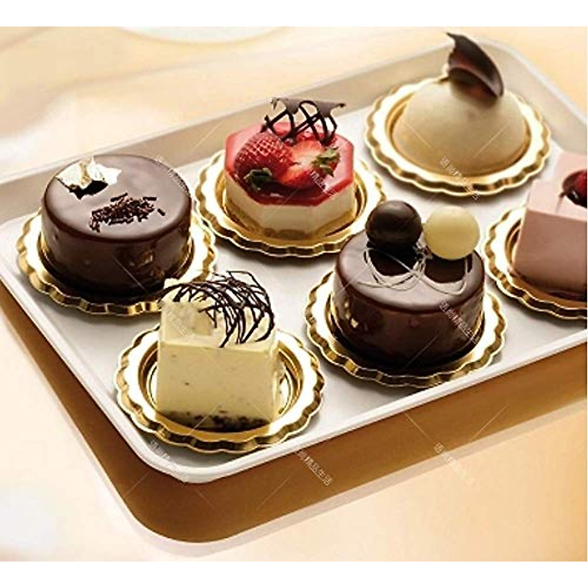 50Pcs 3 5/8" Gold Cakeboard Round,Gold Plastic Mousse Cake Boards Cake Plates Cake Dessert Cookies Pastry Displays Tray, Wedding Birthday Cake Decorative Kit (Round)