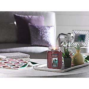 Yankee Candle Mountain Lodge Scented, Classic 22oz Large Jar Single Wick Candle, Over 110 Hours of Burn Time