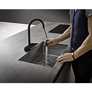 hansgrohe Aquno Select Black High Arc Kitchen Faucet, Kitchen Faucets with Pull Down Sprayer, Faucet for Kitchen Sink, Magnetic Docking Spray Head, Matte Black 73837671