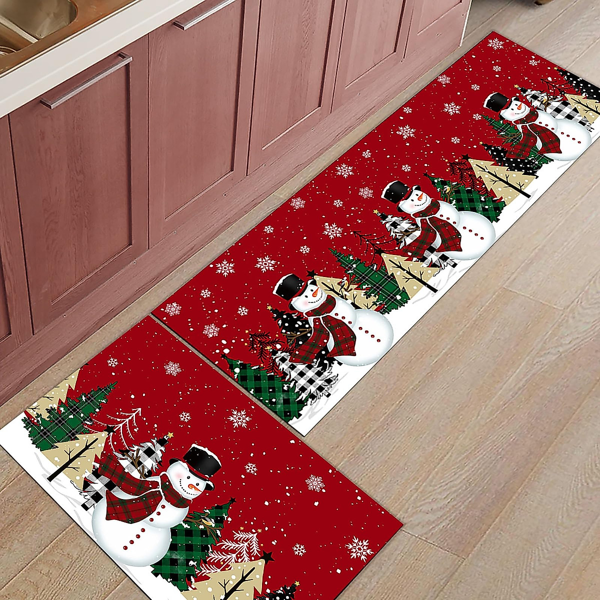 Miaklek Christmas Kitchen Rugs Anti Fatigue Mats for Kitchen Floor Cushioned Kitchen Rugs and Mats Non Slip Kitchen Runner Comfort Standing Mat, Cute Snowman Xmas Tree Winter Snowflake Red