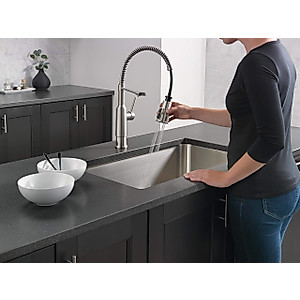 Delta Faucet Theodora Pull Down Kitchen Faucet with Pull Down Sprayer, Commercial Kitchen Sink Faucet, Faucets for Kitchen Sink, Magnetic Docking Spray Head, SpotShield Stainless 18804Z-SP-DST