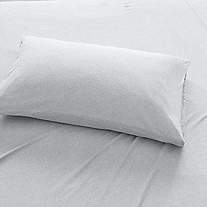 Urban Habitat Heathered Queen Bed Sheets, Casual 100% Cotton Bed Sheet, Light Grey Bed Sheet Set 4-Piece Include Flat Sheet, Fitted Sheet & 2 Pillowcases, (UH20-2063)